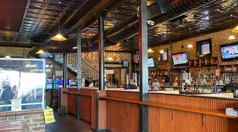 The Roadhouse Bar - Kyle Nudo for Illinois